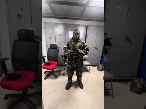 HOW TO PUT ON YOUR MOPP GEAR(MOPP 4)