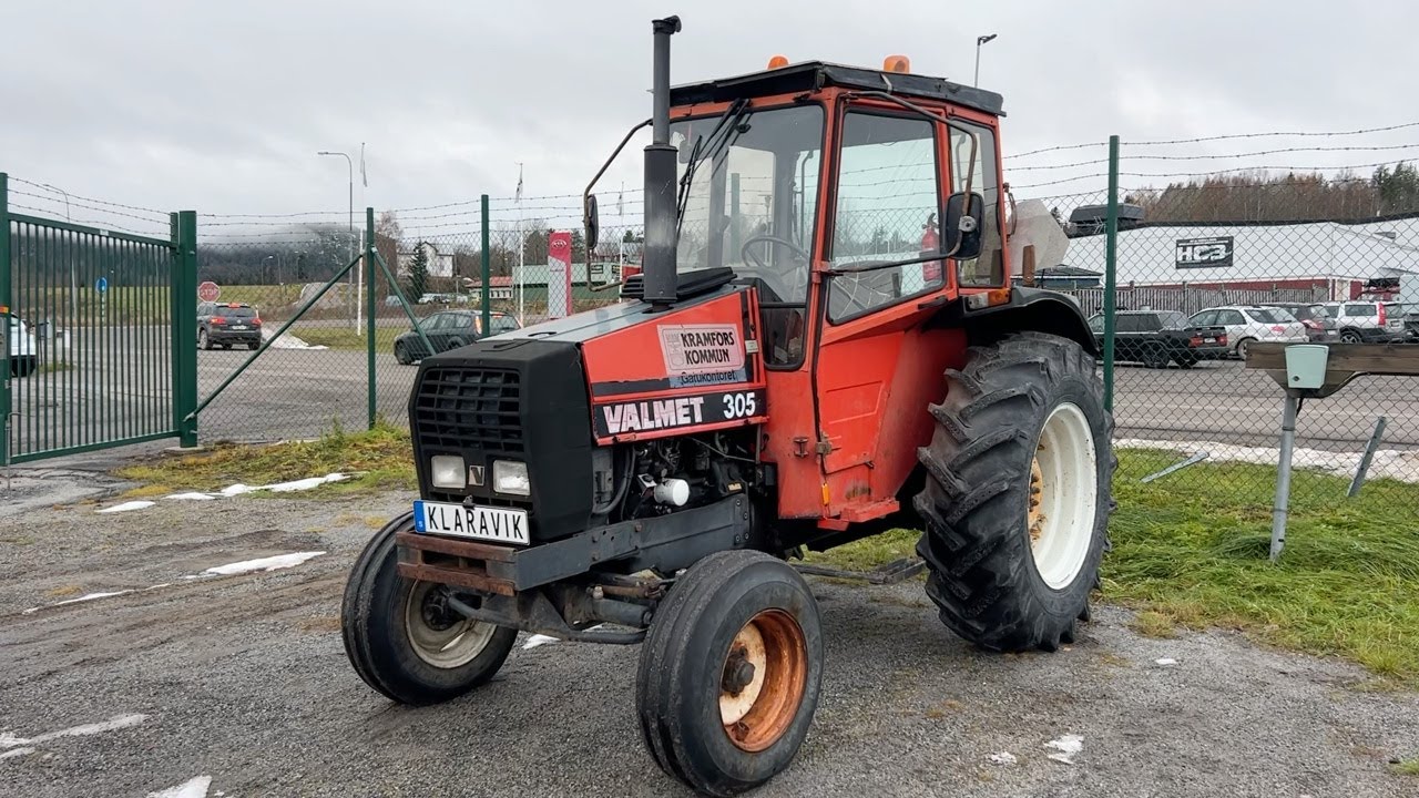 Traktor Valmet 305, Kramfors, Klaravik auktioner