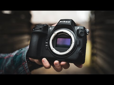 Nikon Z8 compared with Sony A7R V (1695)