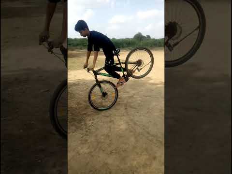 Cycle Stoppie by @RiderYatin???????? || Emiway Bantai ???? #grind#shortsfeed#shorts#trending