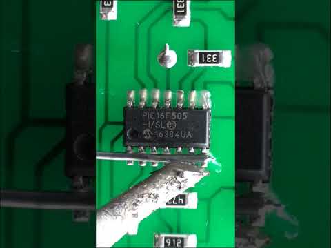 how to easily desolder ic in sop-16 package #smd #sop16 #soldering