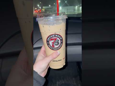 VIRAL 7 Brew Blondie 🤩 #7brew #icedcoffee #viralfood #icelatte #foodie