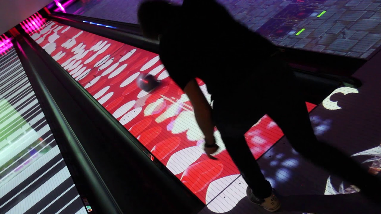 Immersive Bowling by Unreal Bowling: The First Interactive Bowling