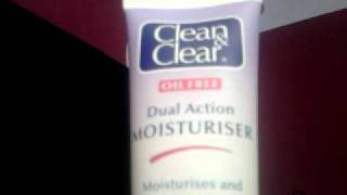 Clean And Clear Dual Action Moisturiser Review!