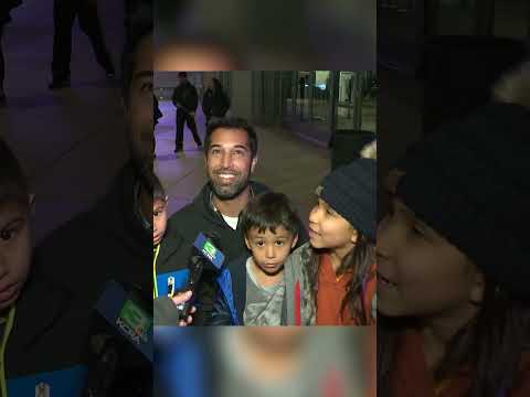 Holiday drone light show delights in Sacramento