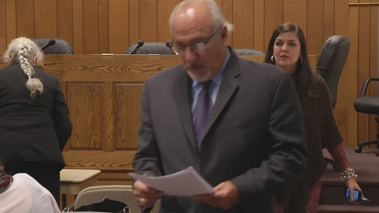 Hoskins in court on probation violation