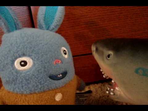 Max VS Jaws