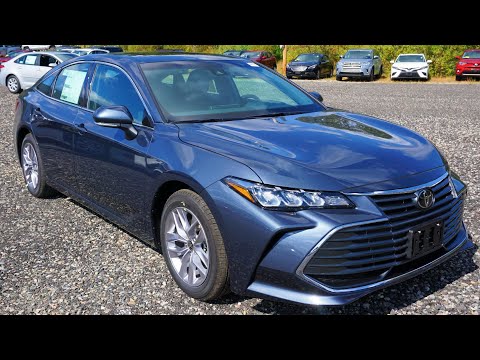 2021 Toyota Avalon XLE AWD Interior, exterior, and driving Review
