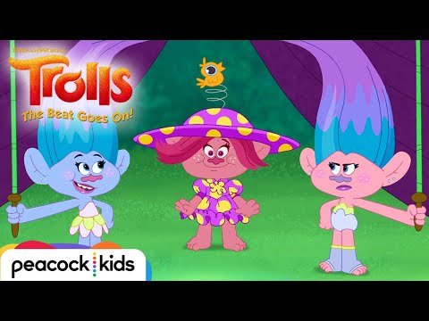 ASK POPPY: Satin & Chenille’s OOTD Fashion Fiasco | TROLLS (NEW SHORTS)
