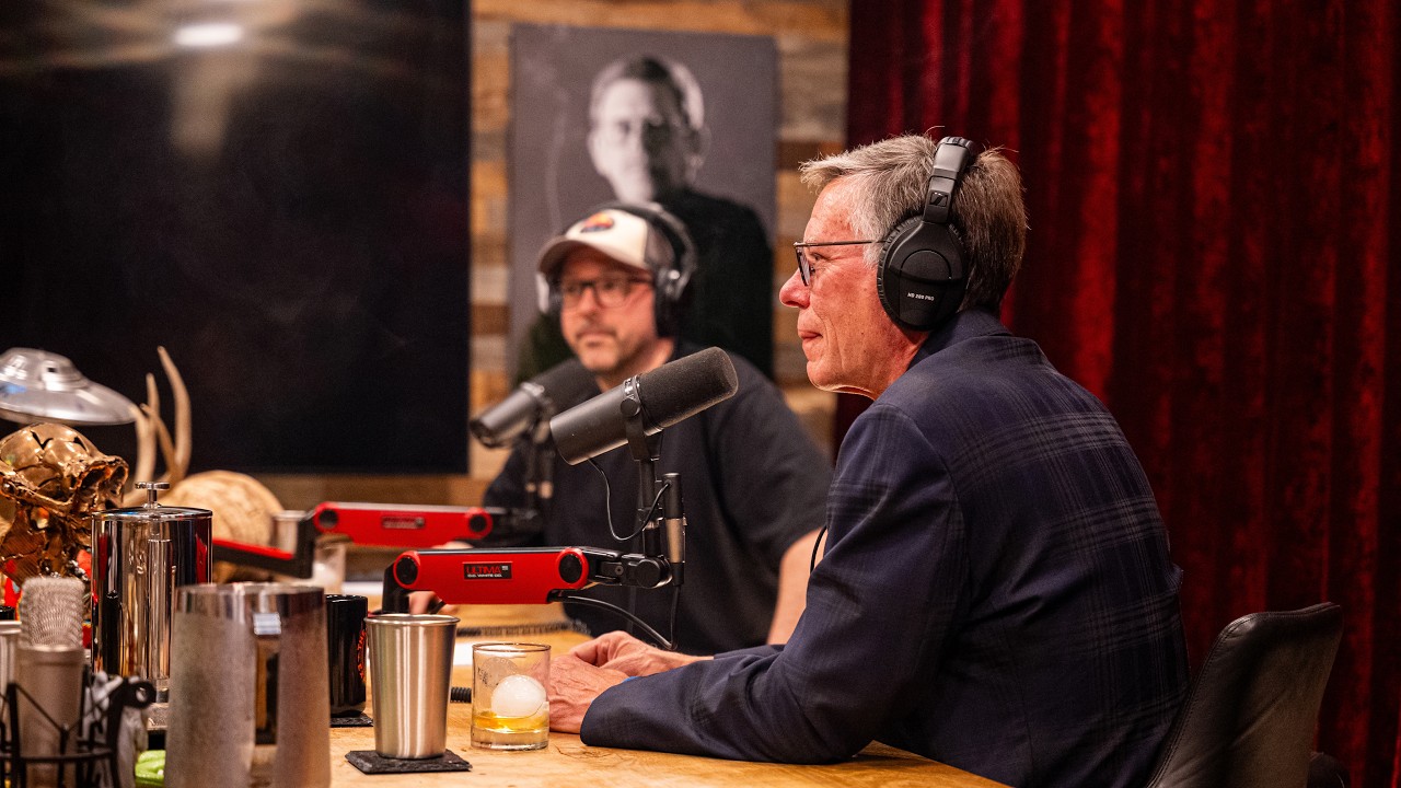 Joe Rogan Experience #2479 - Bob Lazar & Luigi Vendittelli