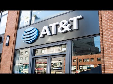 A research analyst explains Elliott Management's $3.2 billion stake in AT&T