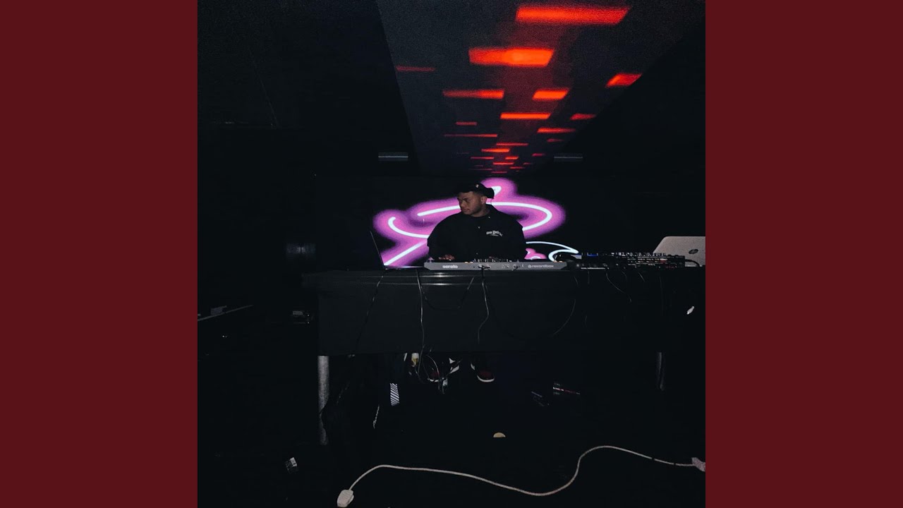 B A C K I T U P 6 7 9