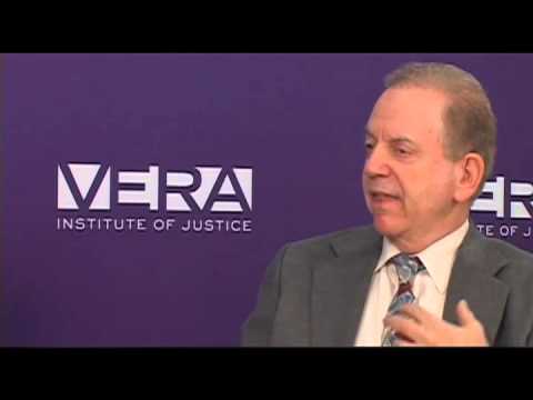 Richard Gartner: "Betrayed as Boys: Understanding the Aftereffects of Boyhood Sexual Abuse"