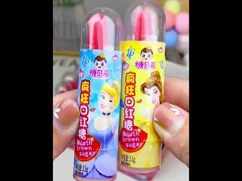 Have you ever seen edible lipstick candy? "Internet celebrity snacks" lollipops "good-looking
