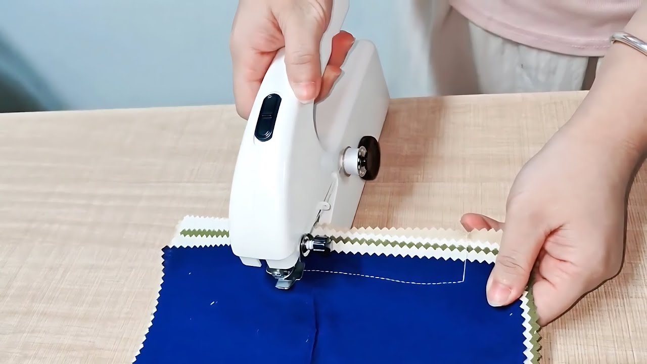 Best Handheld Sewing Machines 2024 (Top 5 on amazon)