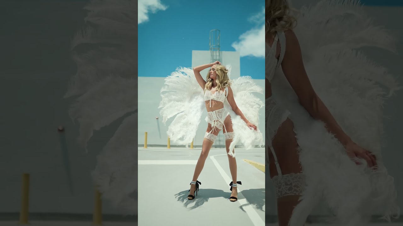 Gorgeous Angel in Stockigs.  #beautiful #fashion #lookbook #model #angel #stockings #outfit