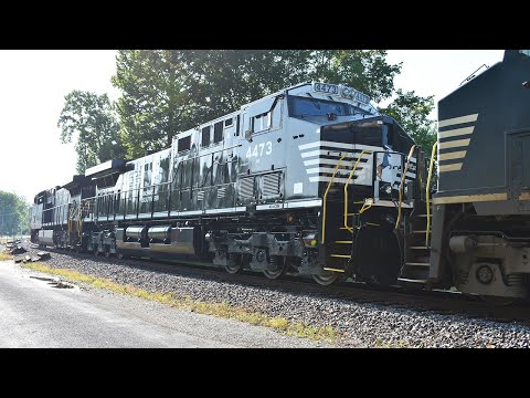 8/11/2021 - NS 4473 (Brand New AC44C6M) trails on NS 167