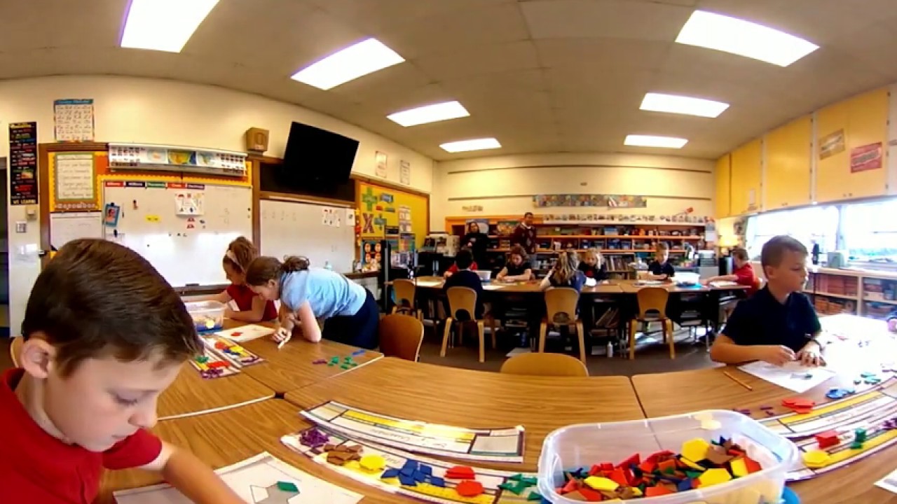 Exploring Equivalent Fractions with Pattern Blocks - Grade 4 [Cam D]