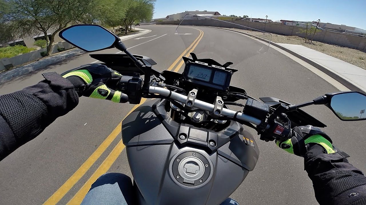 2015 Yamaha FJ-09 - Test Ride Review
