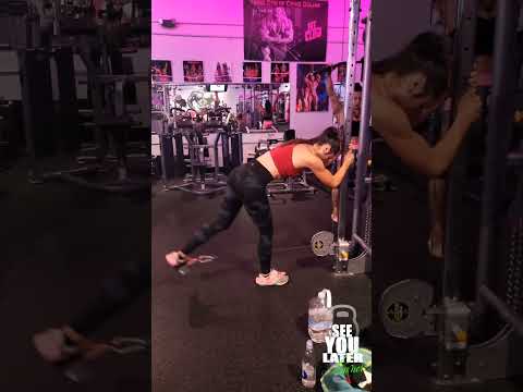 GLUTES & SHOULDERS SESSION at The Fit Club Las Vegas with @celestial_fit