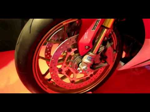 2014 Honda CBR1000RR Fireblade SP Walkaround