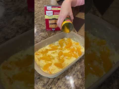 3-Ingredient Peach Cobbler RECIPE on dinnerin321.com #delicious #dessert #easyrecipe #recipe #yummy