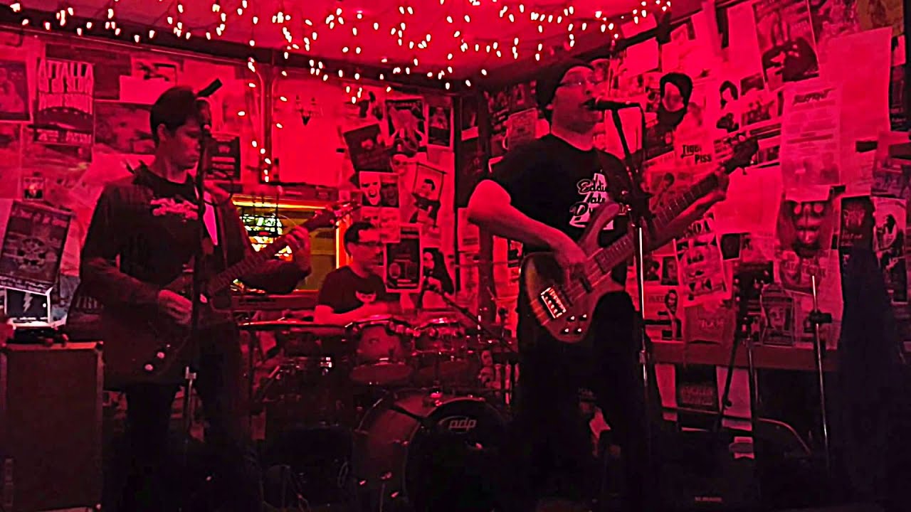 Hire Guppy Effect - Rock Band in Madison, Wisconsin