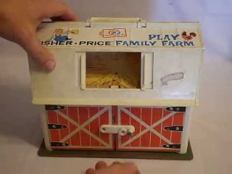 Vintage Fisher Price Play Family Farm Set #915 Barn Moos