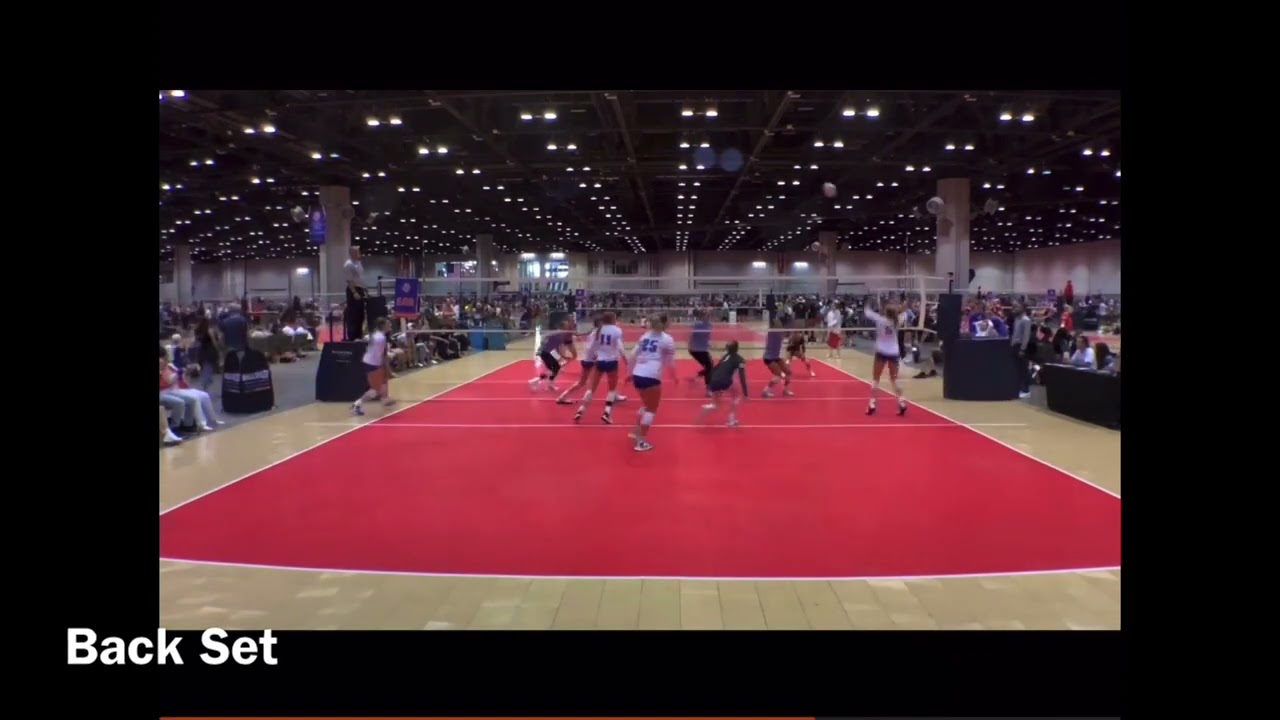 Isabella Gibbons 2025 Setter on Club Fusion’s 18 Gauntlet for AAU Championships