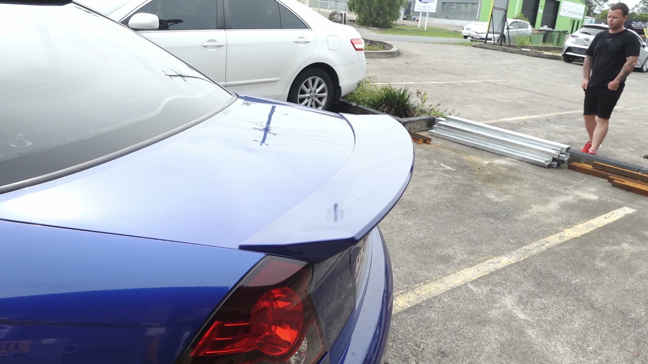 Mr Bodykits Ducktail Spoiler For VZ VY Holden / HSV Sedan