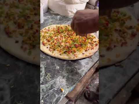 Biggest Amritsari Kulcha 😍