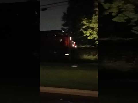 CN L548 entering Boucherville with a P5 horn and a BCRail dash-9 trailling 2nd!!! #night #bcrail #cn