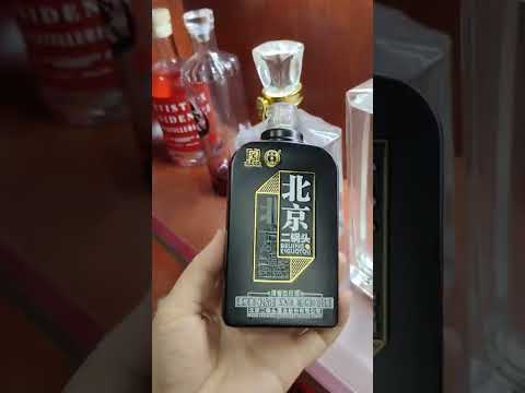 Glass Bottles Manufacturer for alcohol vodka whiskey