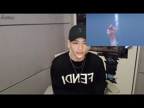 [eng/tr sub] hyunjin reaction to hyunjin artist of the month ‘motley crew’