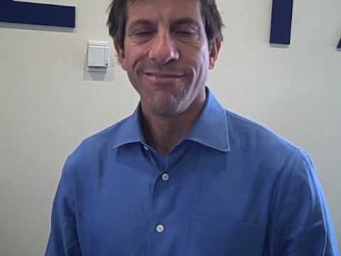 Dr Jonathan Davidorf discussing the AAO meeting