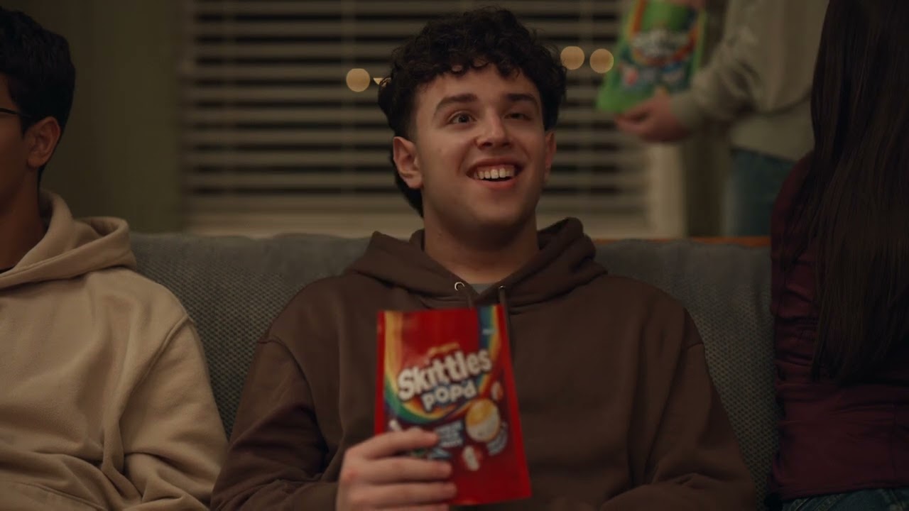 SKITTLES® POP’D – Crunch The Rainbow – Gathering