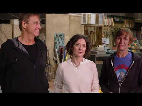 The Cast and Creators of "The Conners" Talk About Going Live