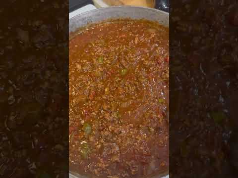 Chili Time: 3 Meat, No Bean Chili with secret ingredient.