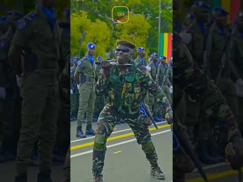 Sénégal 🇸🇳🇸🇳🇸🇳🇸🇳 soldats ❤️ #senegal #viralvideo #military #funny #amazing