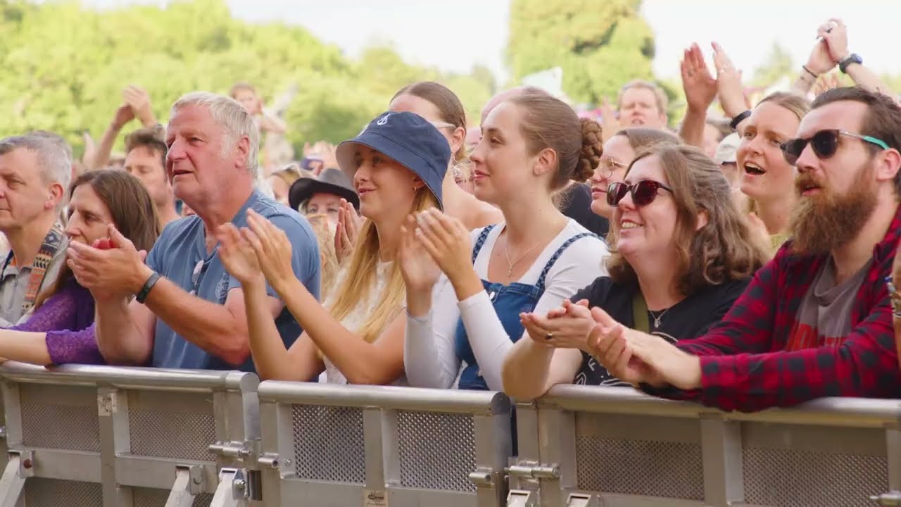 Folk by the Oak 2025