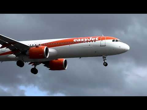 Madeira Airport (Cristiano Ronaldo International Airport - FNC)