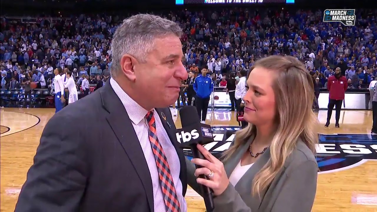 Auburn coach Bruce Pearl's emotional response to Chuma Okeke injury