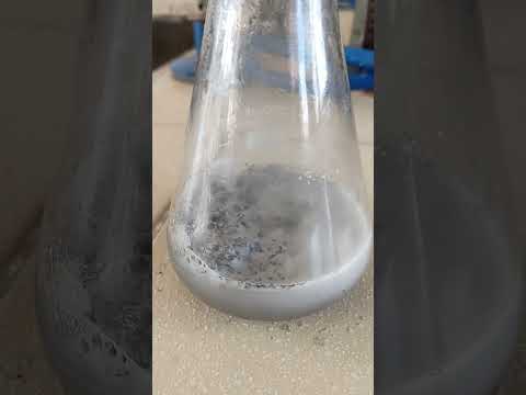 Reaction of aluminum with sodium hydroxide solution