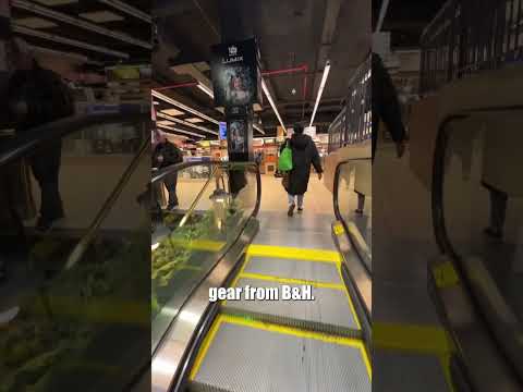 Massive B&H Superstore In New York City
