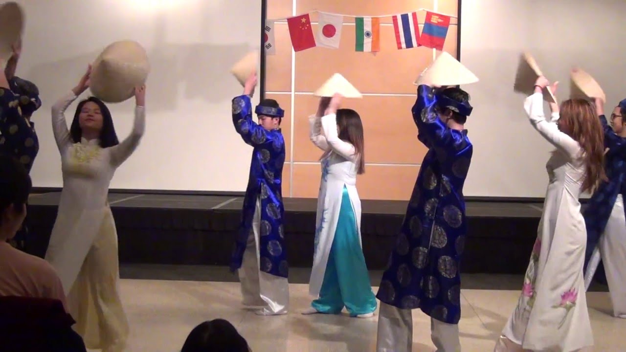 14. Vietnamese Hat Dance