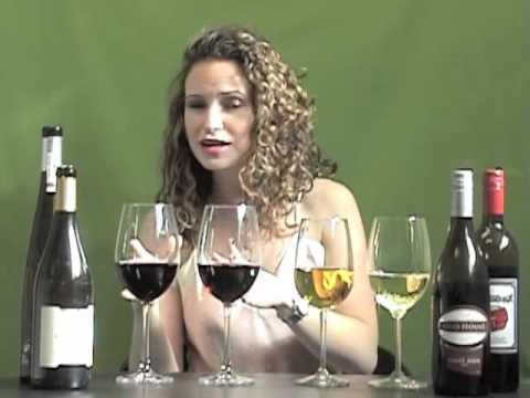 What the Color of Your Wine Means