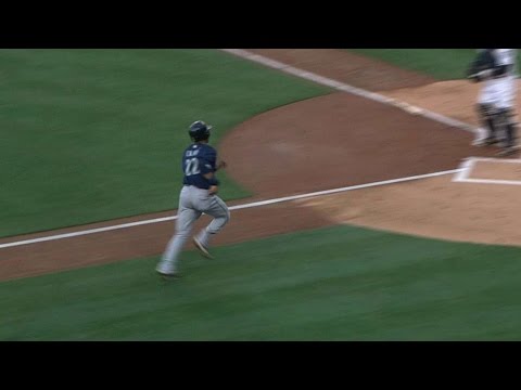 SEA@SD: Seager brings in first run of the game