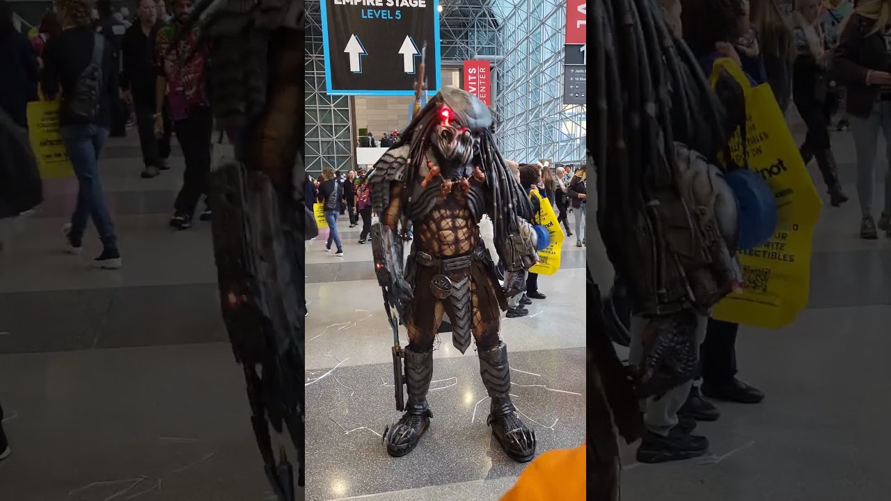 Fearlessly Dominating New York Comic Con with Predator Cosplay #shorts #comics #cosplay