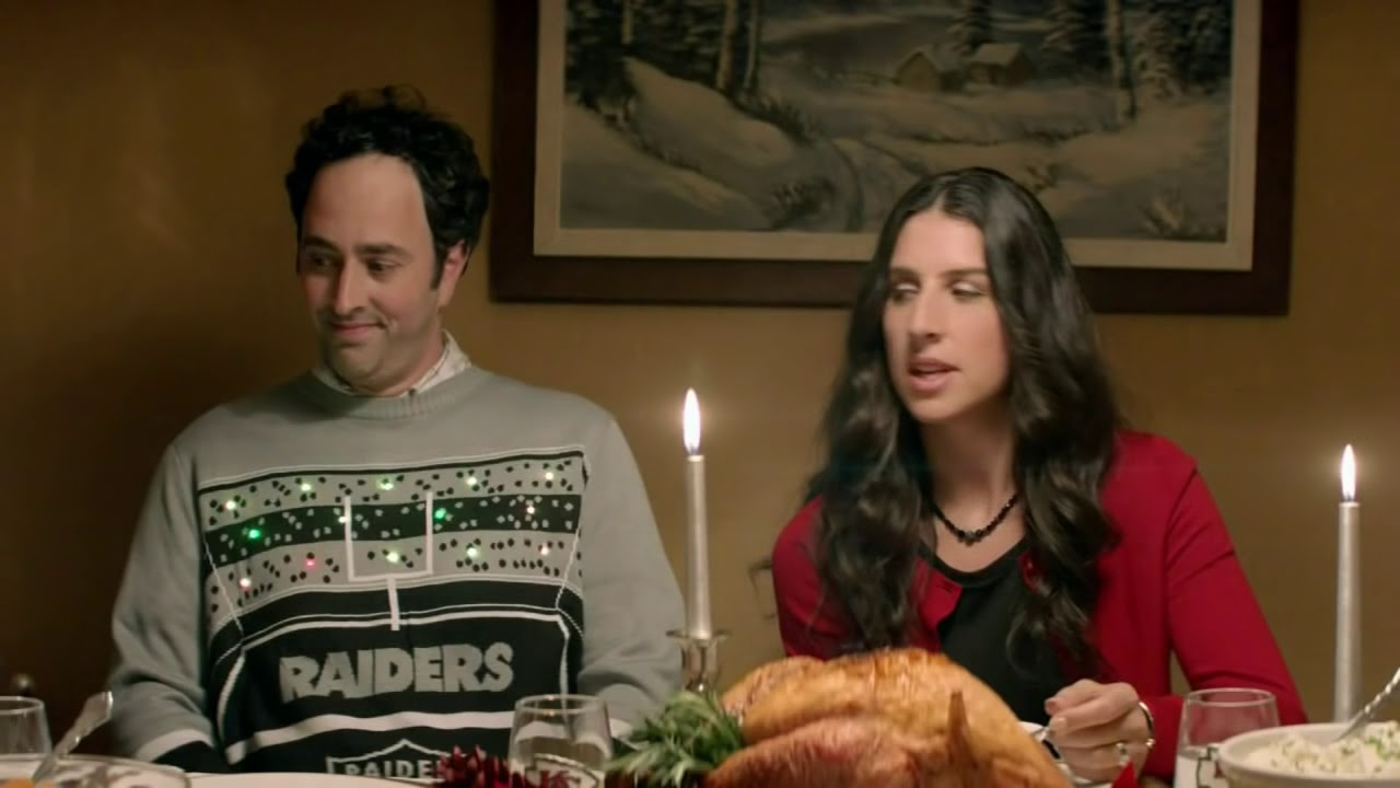 Chiefs-Raiders Christmas commercial