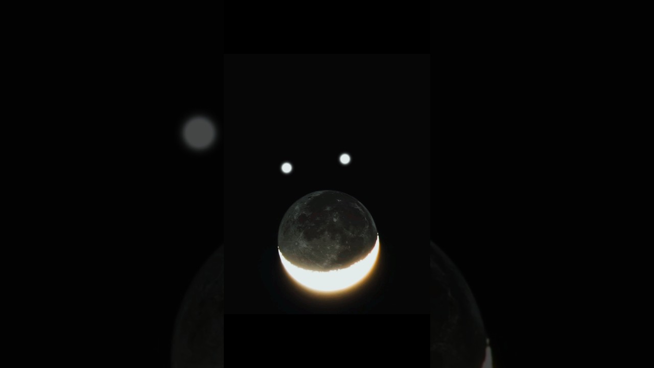 😱 I CAUGHT THE MOON SMILING! (Rare Celestial Event Goes Viral!) | Look the captures of moon smiling!